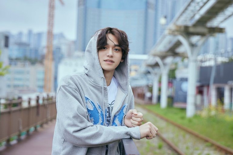 [CONTENT] LUCAS : Renegade – NCTzen BASIC